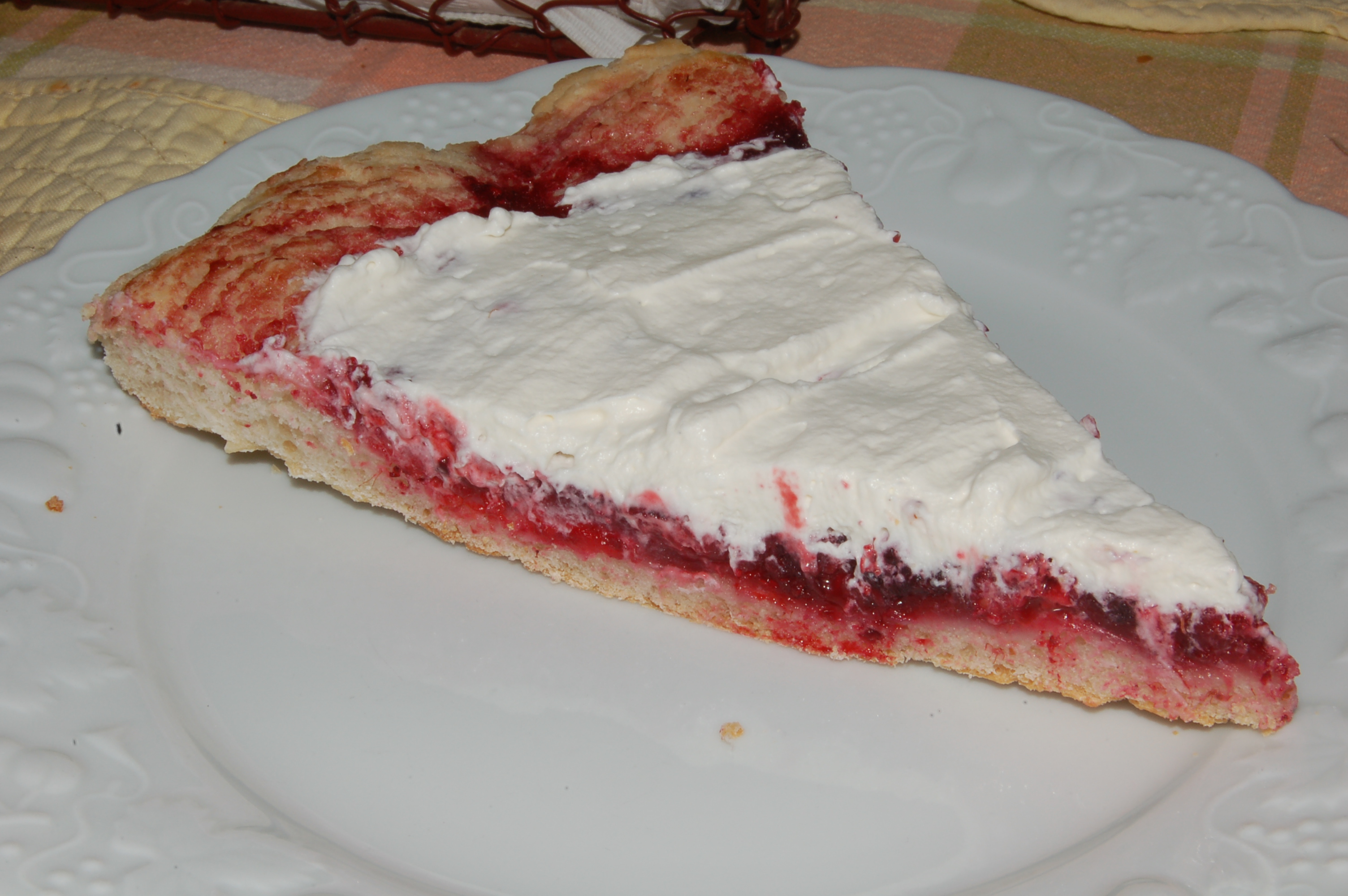 Pizza Lab #20: Raspberry Tart Pizza | The Poor Couple's Food Guide